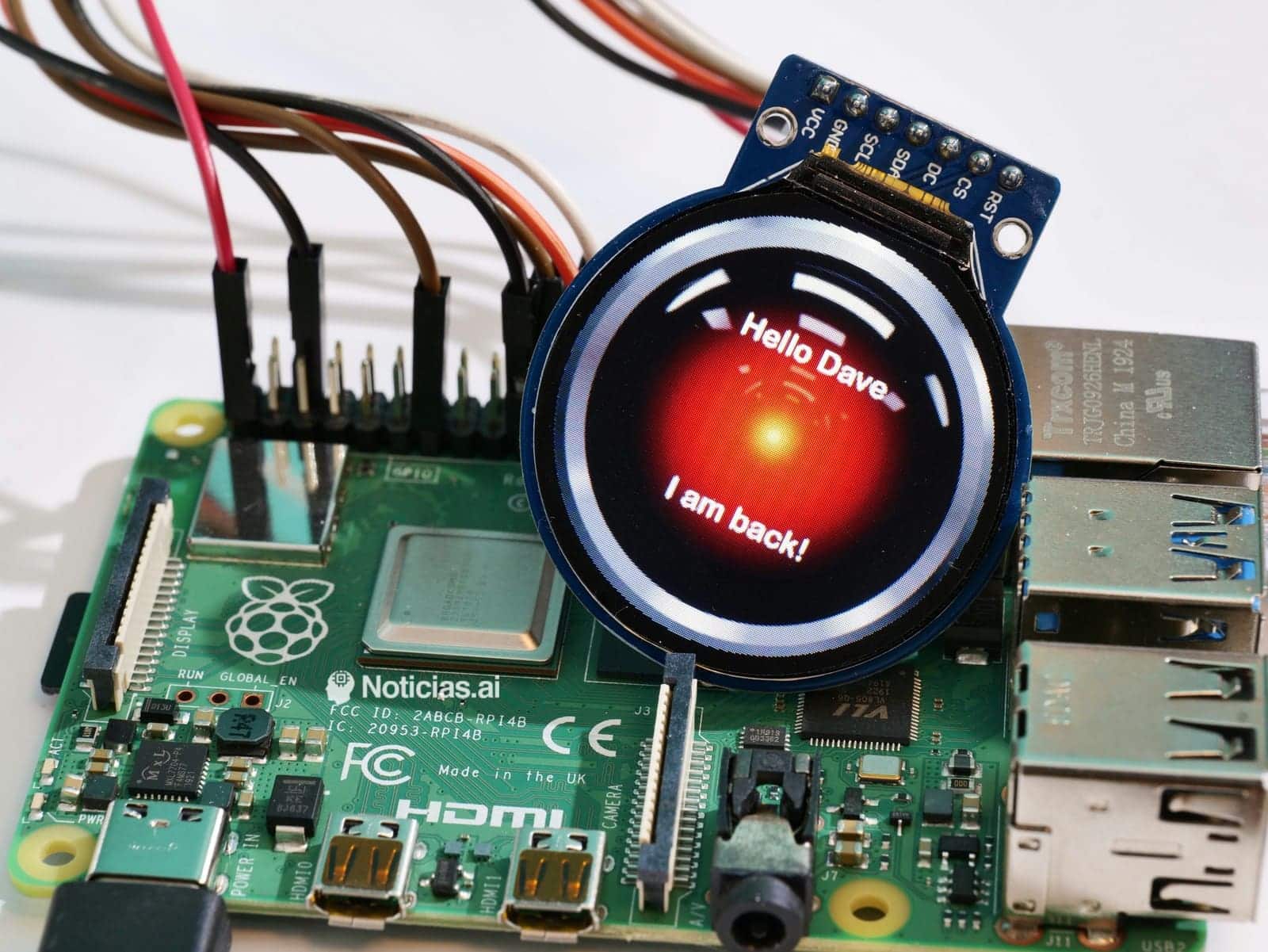HAL 9000 vs. Inteligencia Artificial actual: Reflexiones sobre "2001 ...