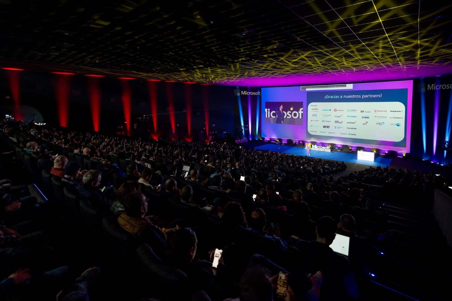 Noticias.ai. La revista sobre inteligencia artificial, GPT, y más.